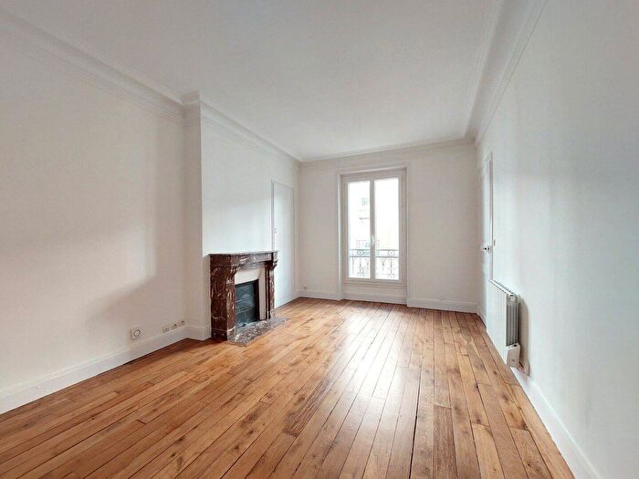 Appartement à louer - Saint Lambert, Paris ème arrondissement - 2 pièces - 1 chambre