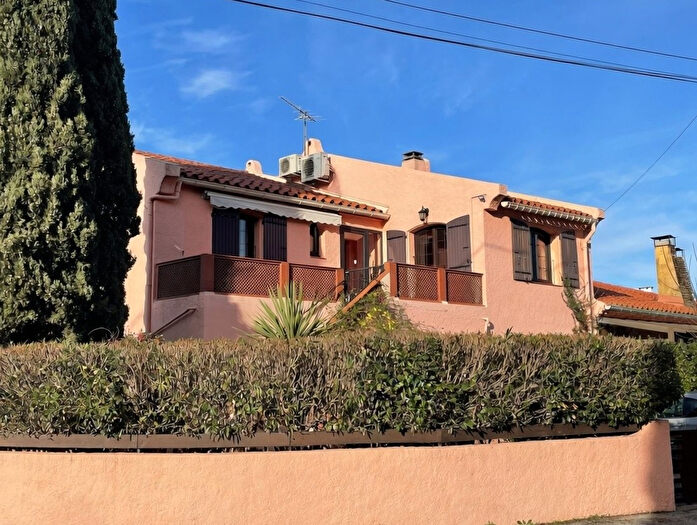 Maison à vendre - Argelès-sur-Mer, Saint-Pierre - 7 pièces - 5 chambres