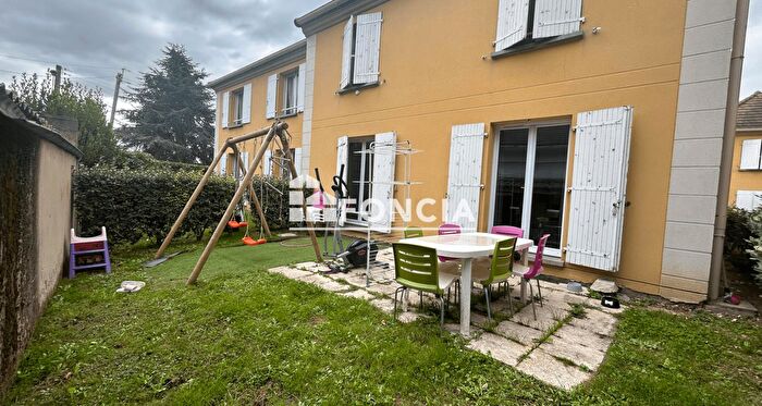 Maison à vendre - Luisant - 5 pièces - 3 chambres