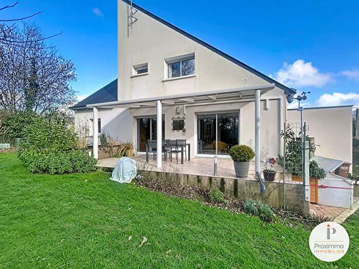 Maison à vendre - Saint-Vincent-sur-Oust - 6 pièces - 5 chambres