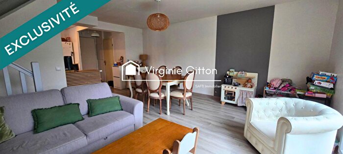 Maison à vendre - Moissy-Cramayel, Centre-ville - 4 pièces - 3 chambres