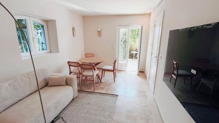 Appartement 2 pièces à Village, Villeneuve-Loubet, à louer