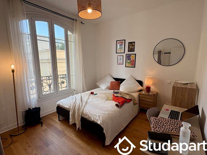 Appartement à louer - Faubourg de lArche, Courbevoie - 1 pièce - 3 chambres