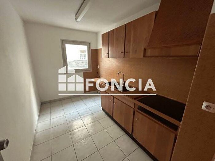 Appartement à louer - Halles-Hurlague, Biarritz - 2 pièces - 1 chambre