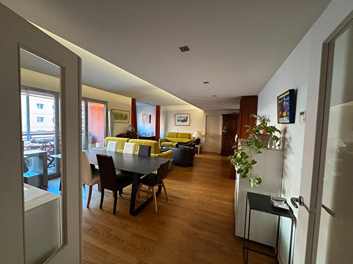 Appartement à vendre - Lyon e , Tête dOr, Vitton - 3 pièces - 2 chambres