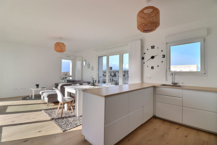 Appartement à vendre - Floirac, Libération - 3 pièces - 2 chambres