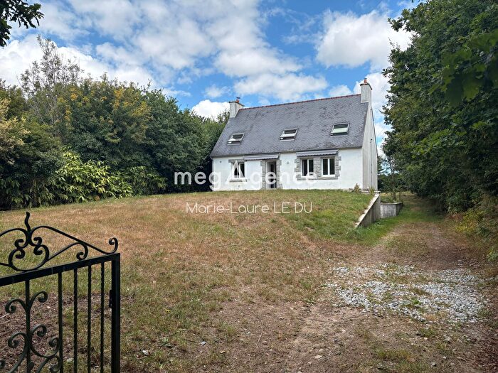 Maison 7 pièces à vendre à La Feuillée