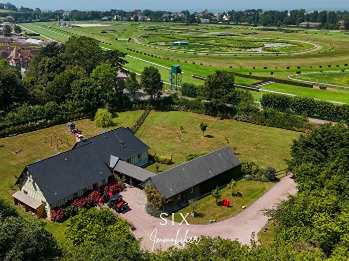 Maison à vendre - Deauville - 6 pièces - 4 chambres