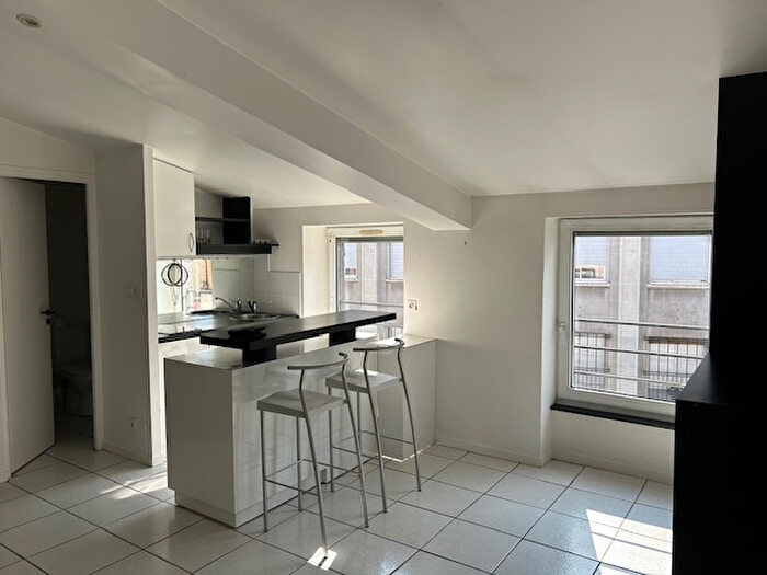 Clermont-Ferrand, Jaude, Fontgiève Saint-Alyre - Appartement 1 pièce à louer