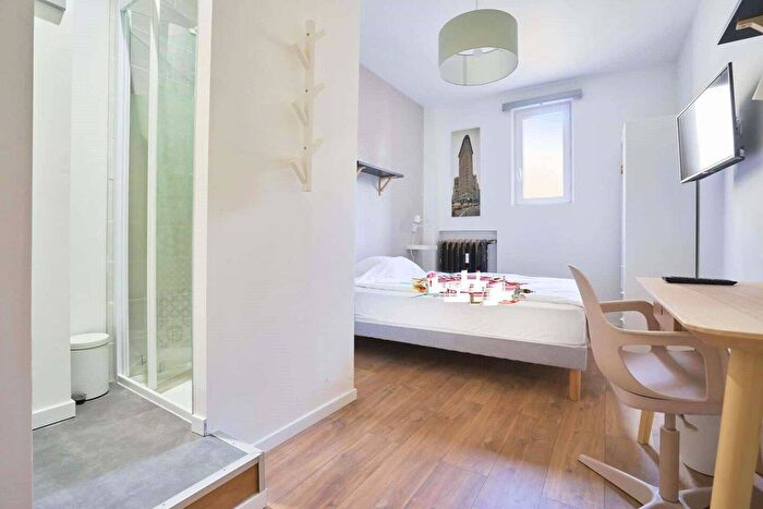 Appartement à louer - Centre Ville, Reims - 1 pièce