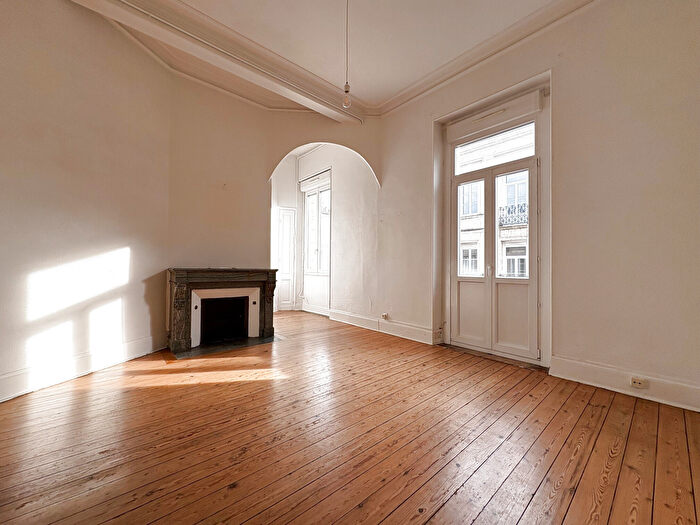 Appartement à louer - Bordeaux, Saint-Seurin - 3 pièces - 2 chambres