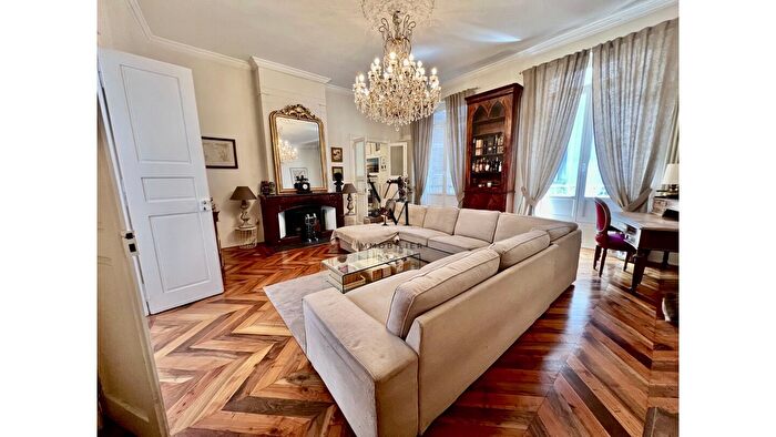 Appartement à vendre - Grenoble - 6 pièces - 5 chambres