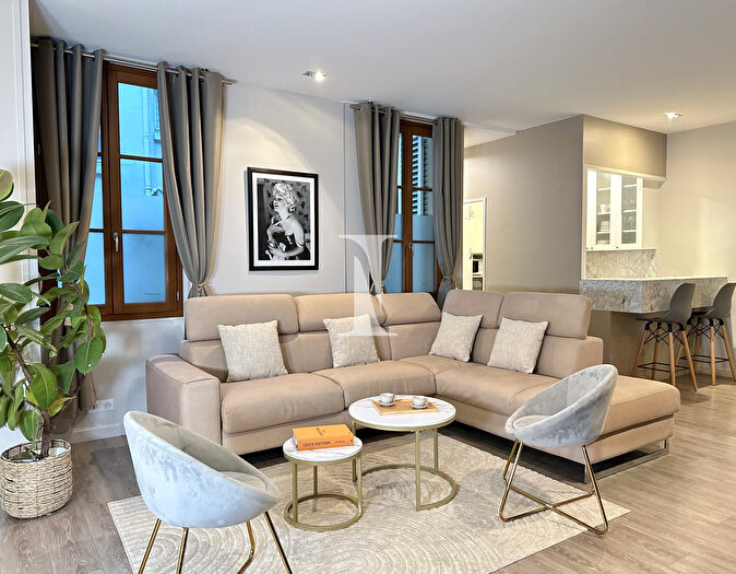 Appartement à vendre - Paris e  - 3 pièces - 2 chambres