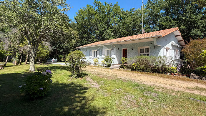 Maison 5 pièces à Mios, à vendre
