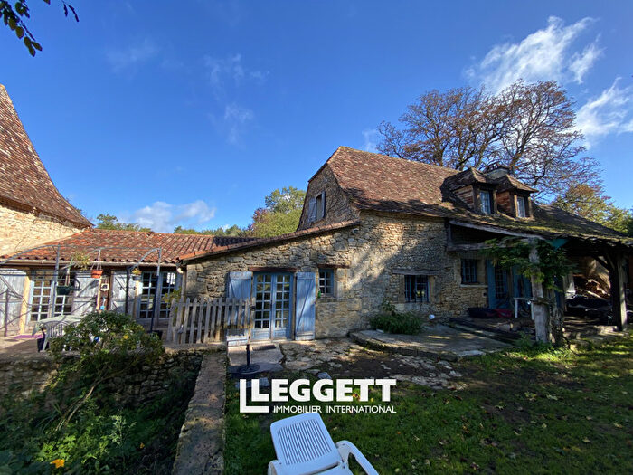 Maison à vendre - Pressignac-Vicq - 6 pièces - 5 chambres