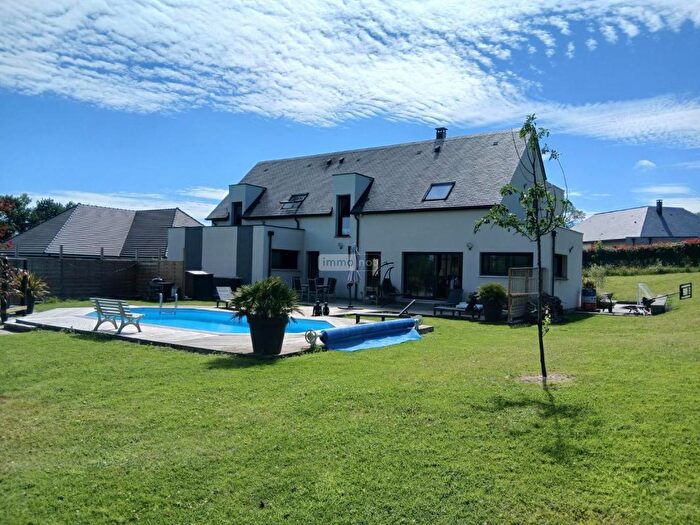 La Rivière-Saint-Sauveur : Maison 7 pièces à vendre