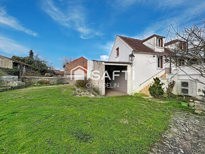 Commeny - Maison 5 pièces à vendre