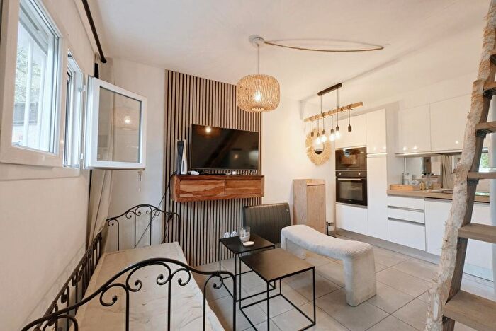 Appartement 2 pièces à Fontenay-sous-Bois, Parapluies, à vendre