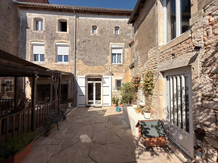 Sauzé-Vaussais : Maison 7 pièces à vendre