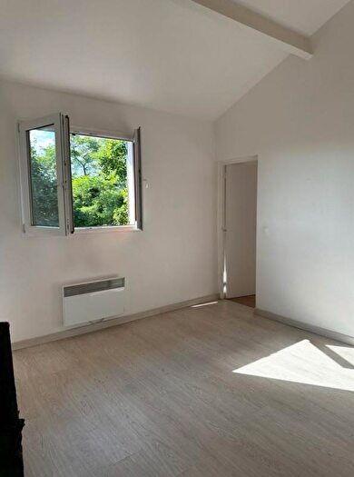 Appartement à vendre - Gagny, Plateau, Franceville - 2 pièces - 1 chambre