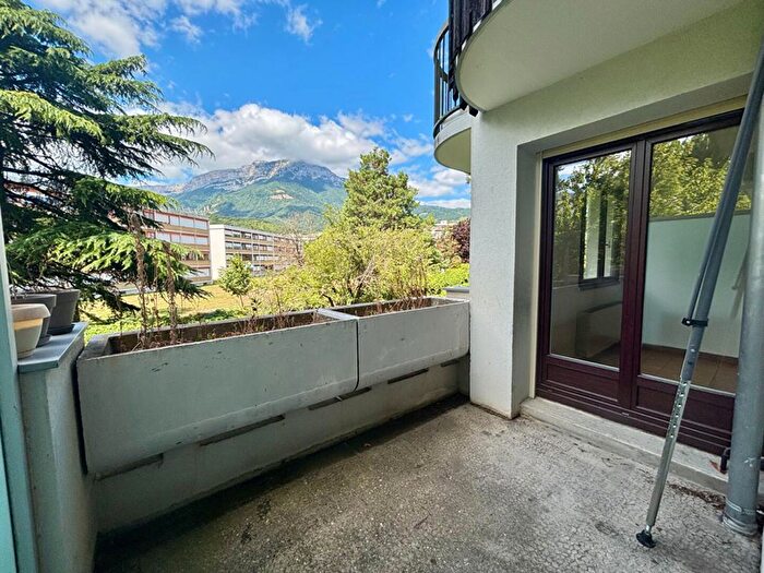 Appartement à vendre - Échirolles - 2 pièces - 1 chambre