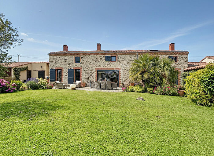 Maison à vendre - La Regrippière - 6 pièces - 4 chambres