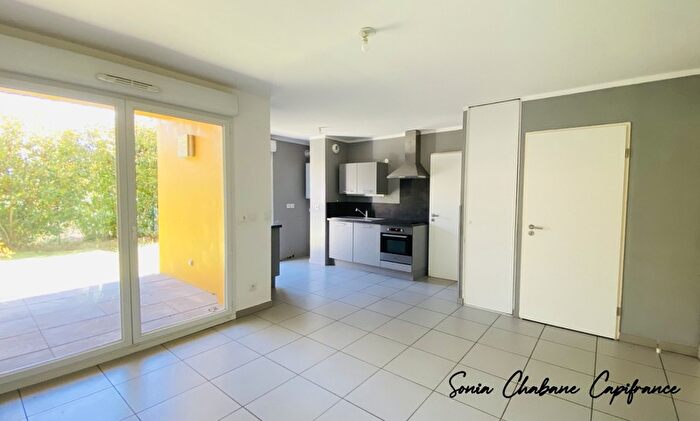 Appartement 2 pièces à vendre à Saint-Priest, Revaison