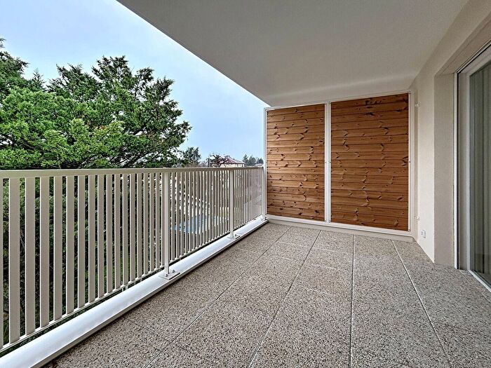 Appartement à louer - Saint Bernard - 4 pièces - 3 chambres