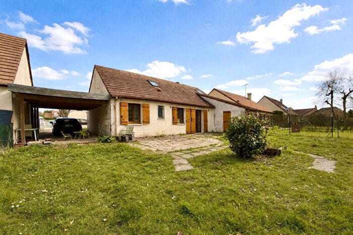 Maison à vendre - Montcourt-Fromonville - 6 pièces - 4 chambres