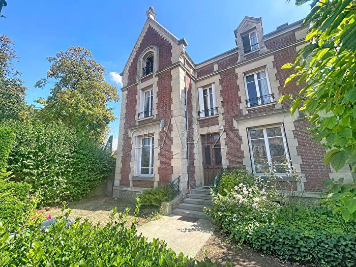 Maison 6 pièces à Magny-en-Vexin, à vendre