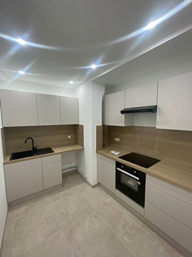 Appartement à louer - Orléans - 2 pièces - 1 chambre