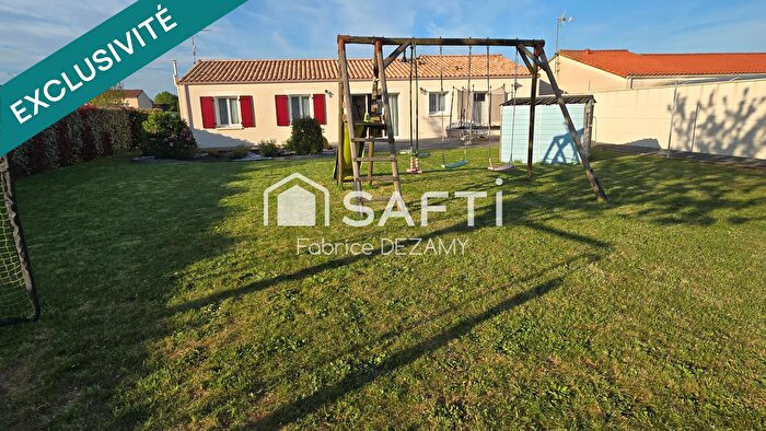 Maison 4 pièces à Fontenay-le-Comte, à vendre