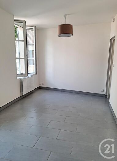 Barbery : Appartement 2 pièces à louer