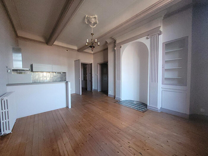 Appartement à vendre - Montauban, Centre-ville - 2 pièces - 1 chambre
