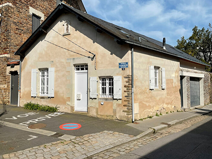 Nantes, Saint-Clément, Jardin des plantes, Caserne Lamoricière - Maison 2 pièces à louer