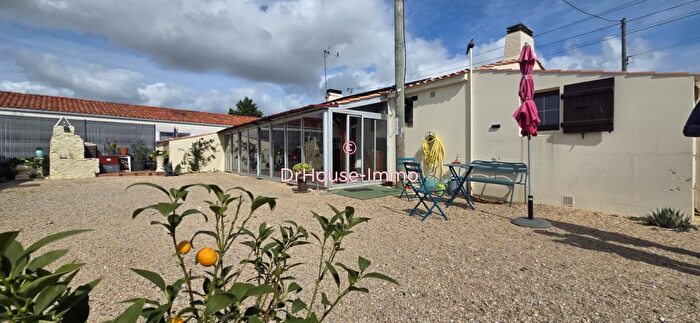 Maison à vendre - Champagné-les-Marais - 4 pièces - 2 chambres