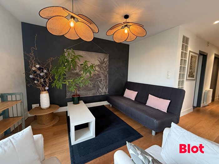 Appartement à vendre - Quartiers Centre, Centre-ville - 2 pièces - 1 chambre