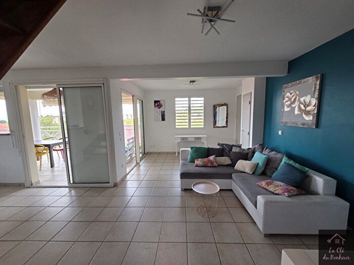 Appartement 4 pièces à Les Trois-Îlets, à louer