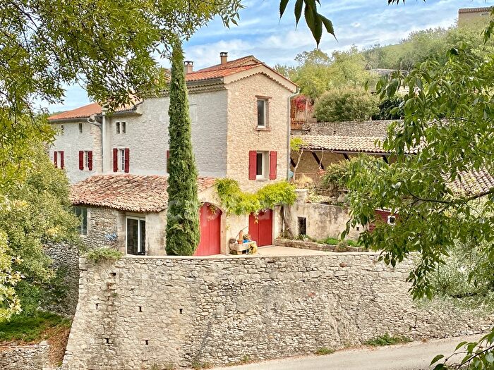 Maison à vendre - Tharaux - 15 pièces - 8 chambres