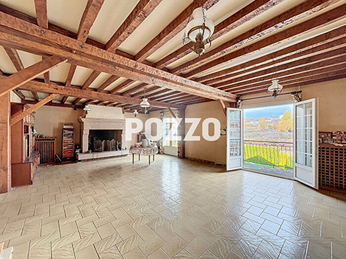 Maison 7 pièces à vendre à Vire, Centre-ville, Gare