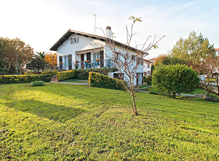 Maison à vendre - Saint-Jean-de-Luz, André Ithurralde, Layatz, Kechiloa, Karsinenea - 6 pièces - 4 chambres