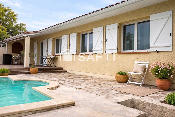 Saint-Médard-en-Jalles, Centre-ville : Maison 5 pièces à vendre
