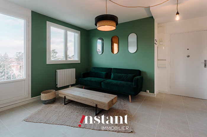 Appartement à louer - Lyon e , Champvert, Point du Jour, Jeunet - 5 pièces - 1 chambre