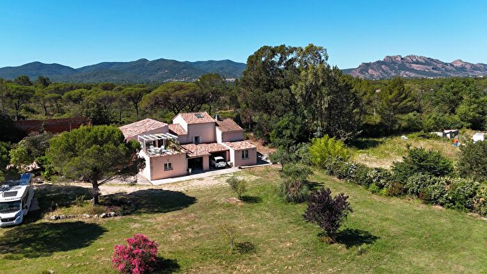 Maison 8 pièces à vendre à Puget-sur-Argens