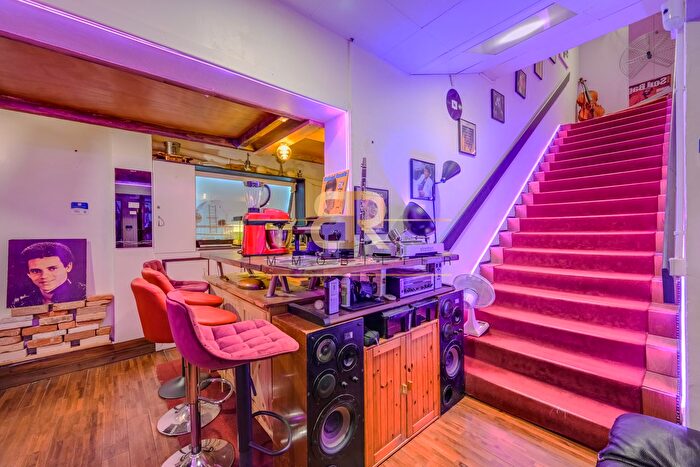 Paris 17ème, Legendre, Lévis : Appartement 5 pièces à vendre