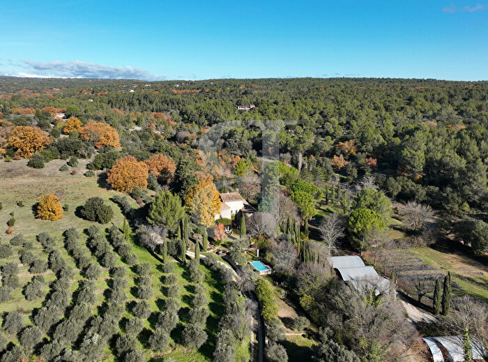 Maison à vendre - Gordes - 13 pièces - 8 chambres