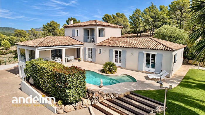Maison 5 pièces à vendre - Saint-Raphaël, Valescure, Vaulongue