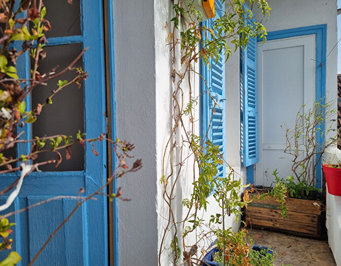 Maisons à vendre et appartements à louer - 1