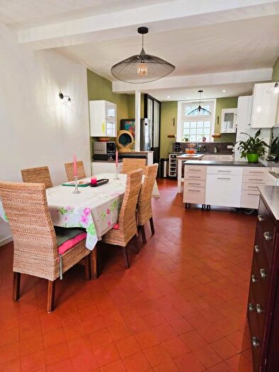 Appartement à vendre - Villejust - 5 pièces - 3 chambres