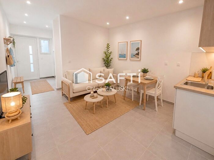 Appartement 1 pièce à Saint-Raphaël, Veyssières, à vendre